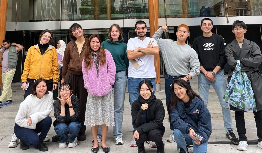 Under 18 English - Crown Institute of Studies